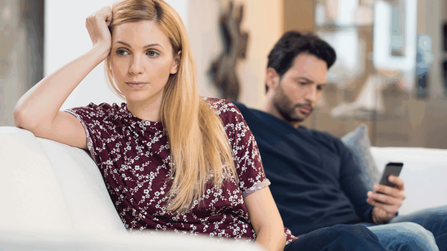 10 Signs Of Emotional Unavailability In Relationships