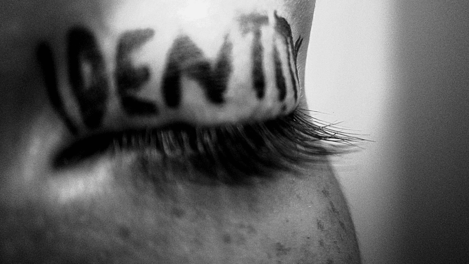 Self-Identity Crisis: 5 Signs You're Experiencing It